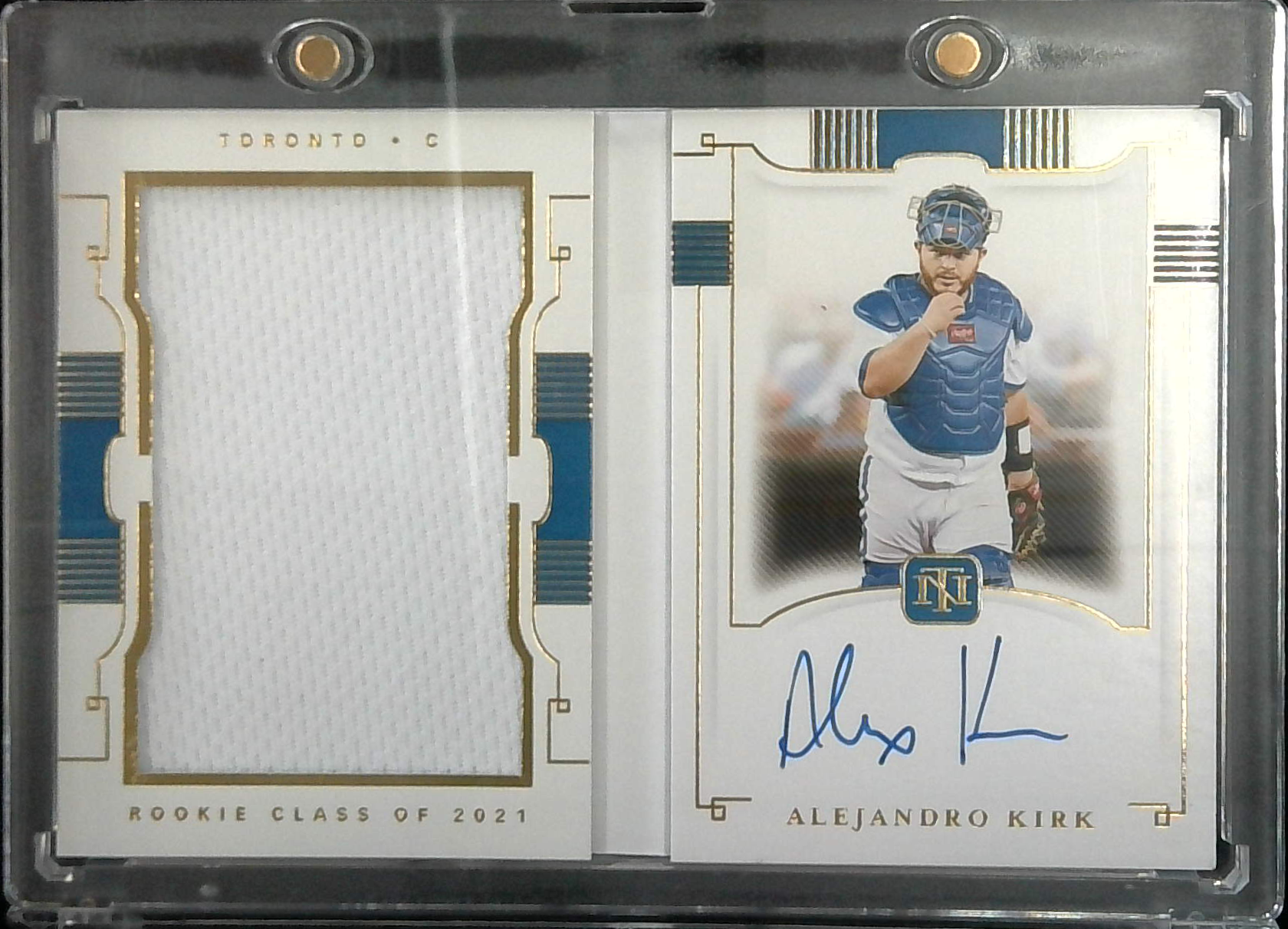 2021 National Treasures Alejandro Kirk Jumbo Relic Rookie Auto Booklet ...